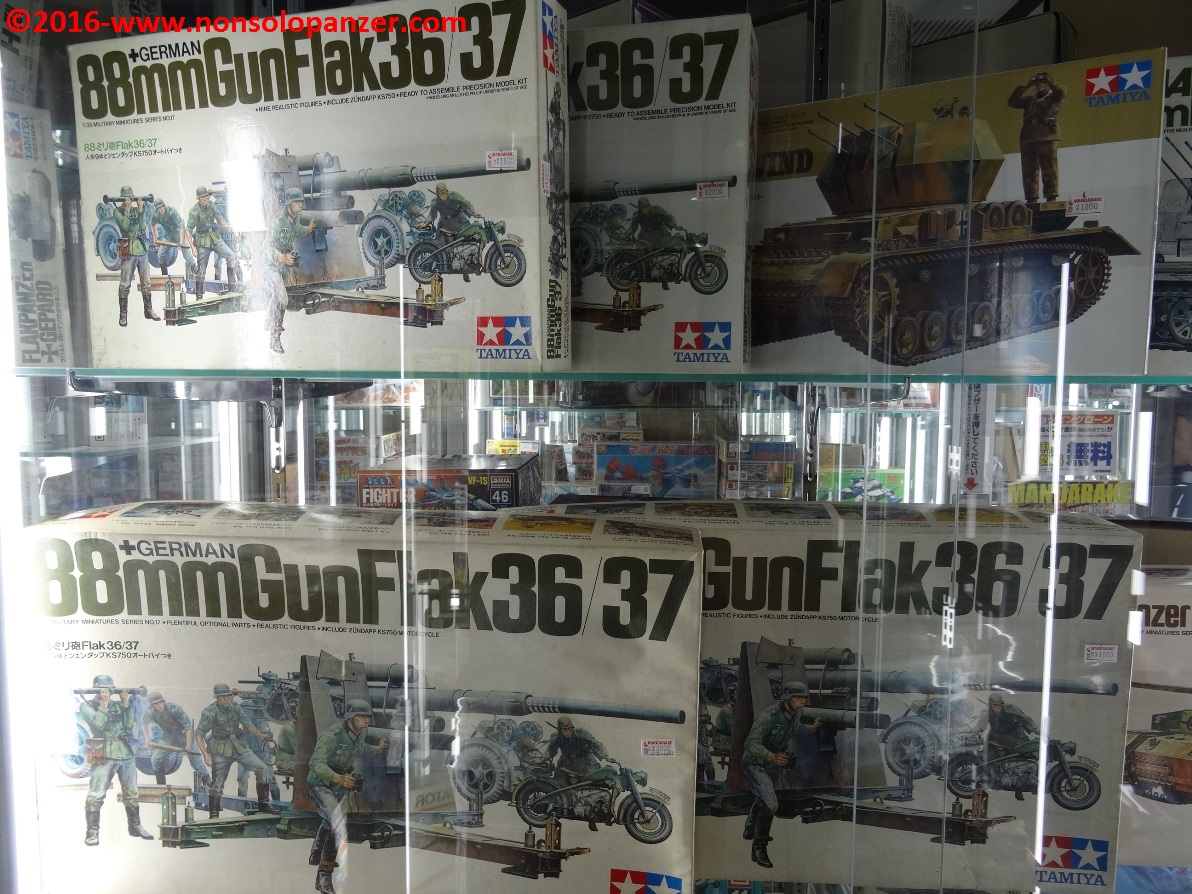 07 Mandarake Model Kits – NonSoloPanzer