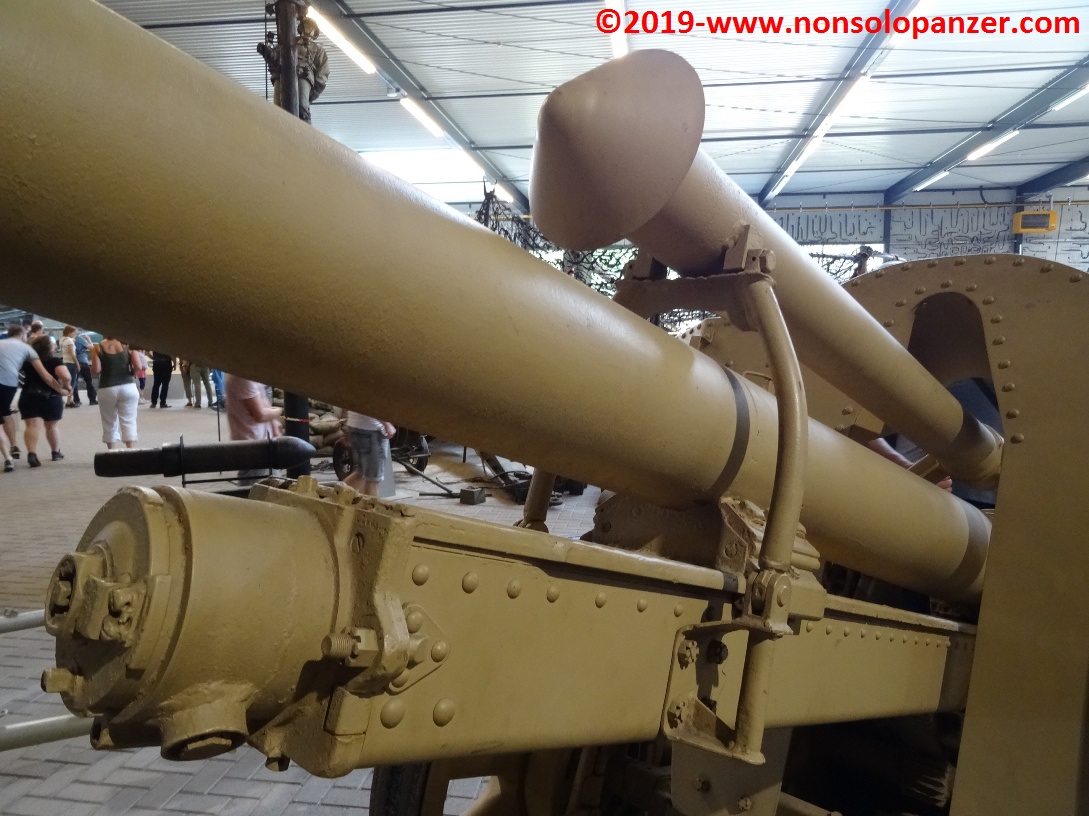 05 105 mm lefh 18 overloon war museum – NonSoloPanzer